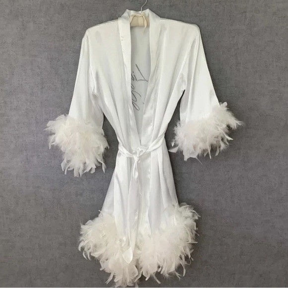 Intimates & Sleepwear | New White Bridal Feathers Robe | Poshmark